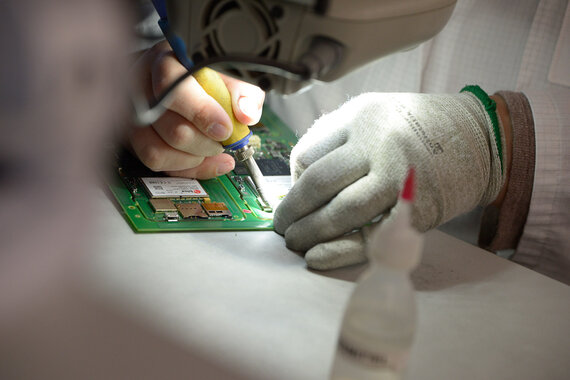 THT assembly | A+B Electronic